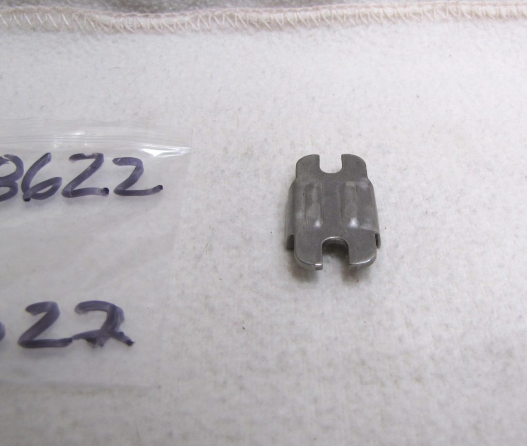 Quicksilver/Mariner Cable Retainer Plate 88622 | Express Marine